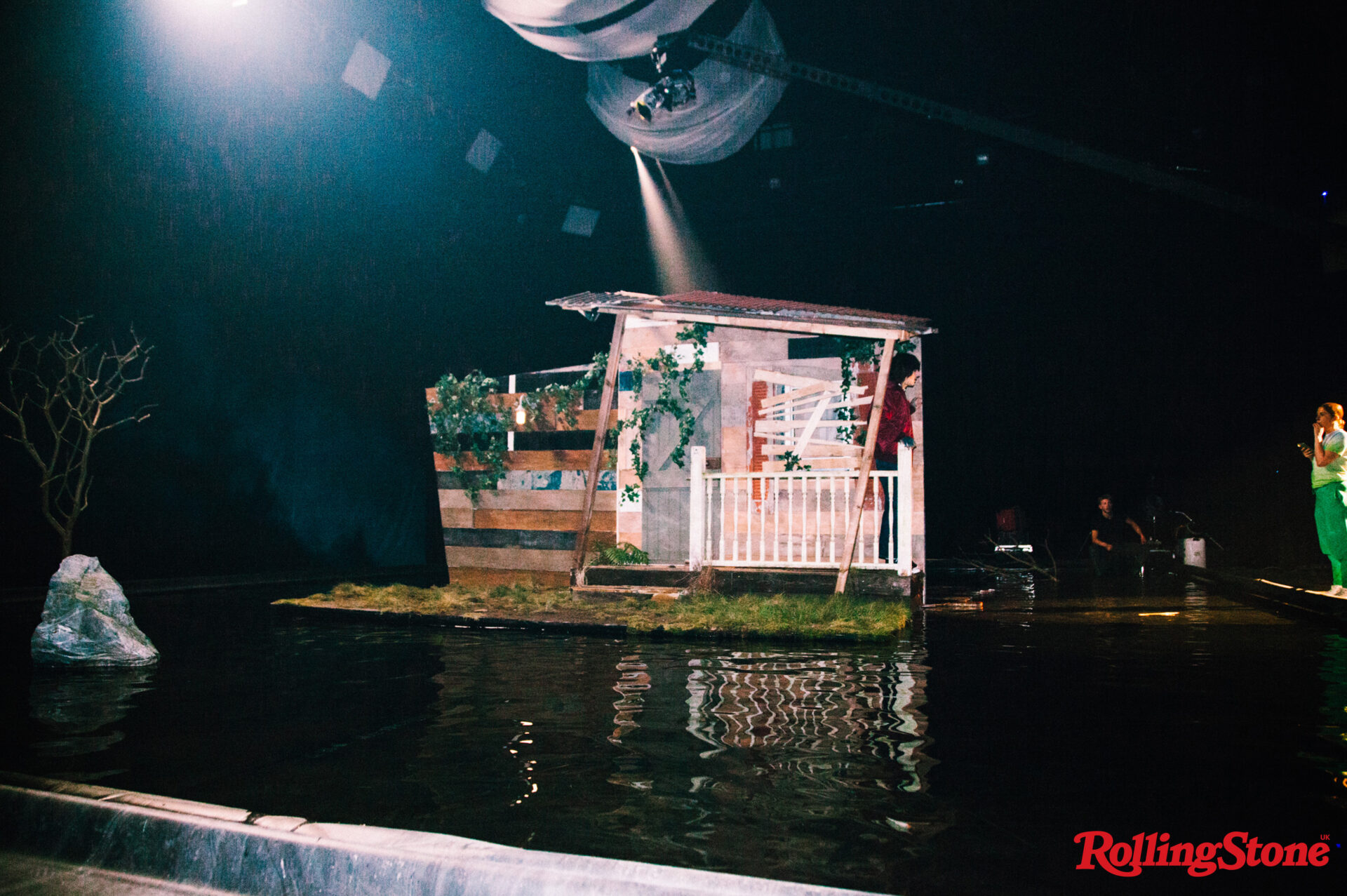 Behind the scenes of Sigrid and Bring Me the Horizon’s ‘Bad Life’ video ...