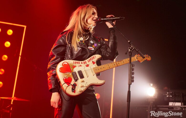 The early open road: we go backstage with DYLAN at her biggest show yet