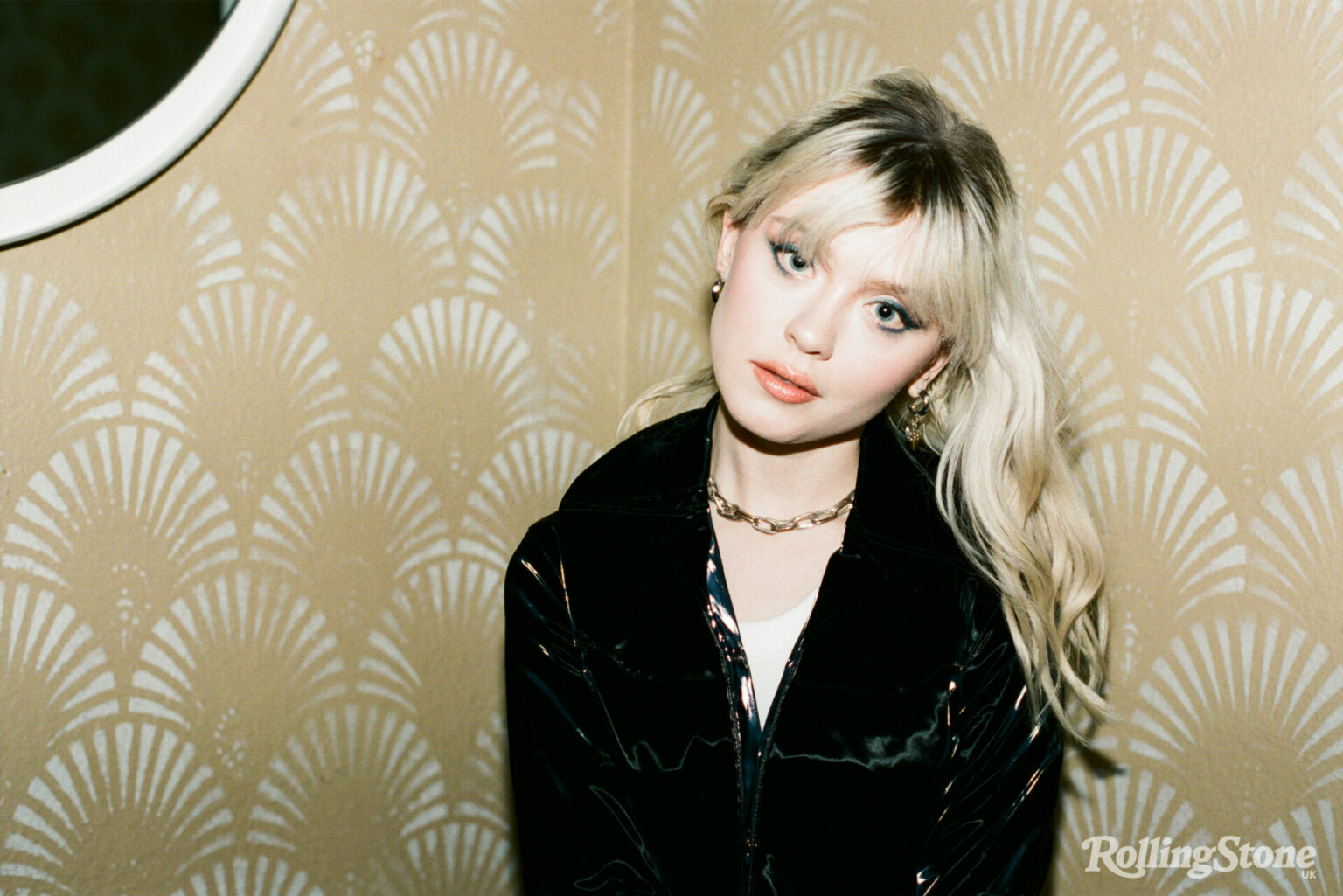 Maisie Peters: 'My universe is something for me to destroy and build up ...