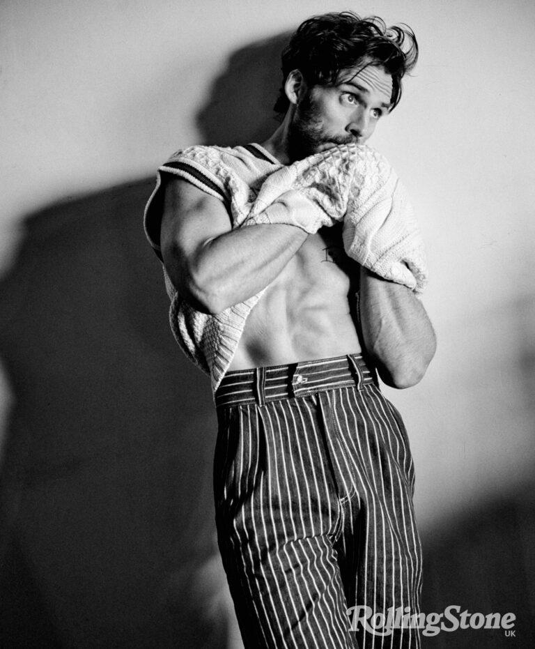 How Sam Claflin got his groove on