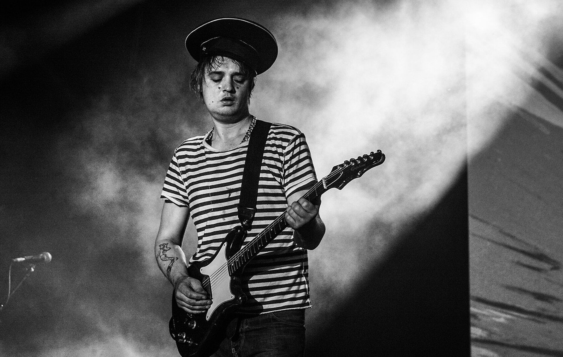 Rock 'n' rolling with the punches: Biggest bandmate fights in history