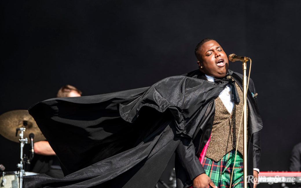 Gabriels live at Glastonbury: modern soul greats shoot for the stars
