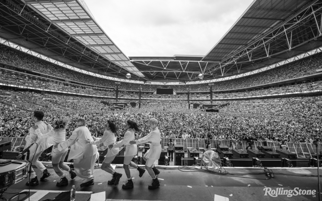 Check out our exclusive photos of Self Esteem's stunning Wembley ...