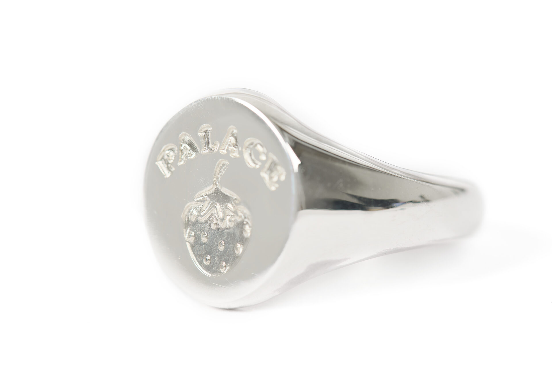 Our best picks for the season of style with the RSUK Style Gift Guide ...