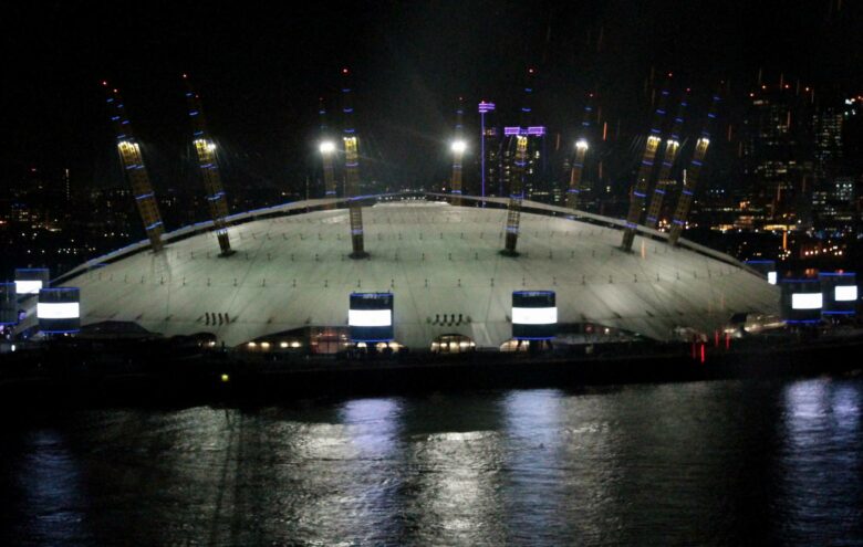 London's O2 Arena removes 500 tonnes of carbon from The 1975 gigs in ...