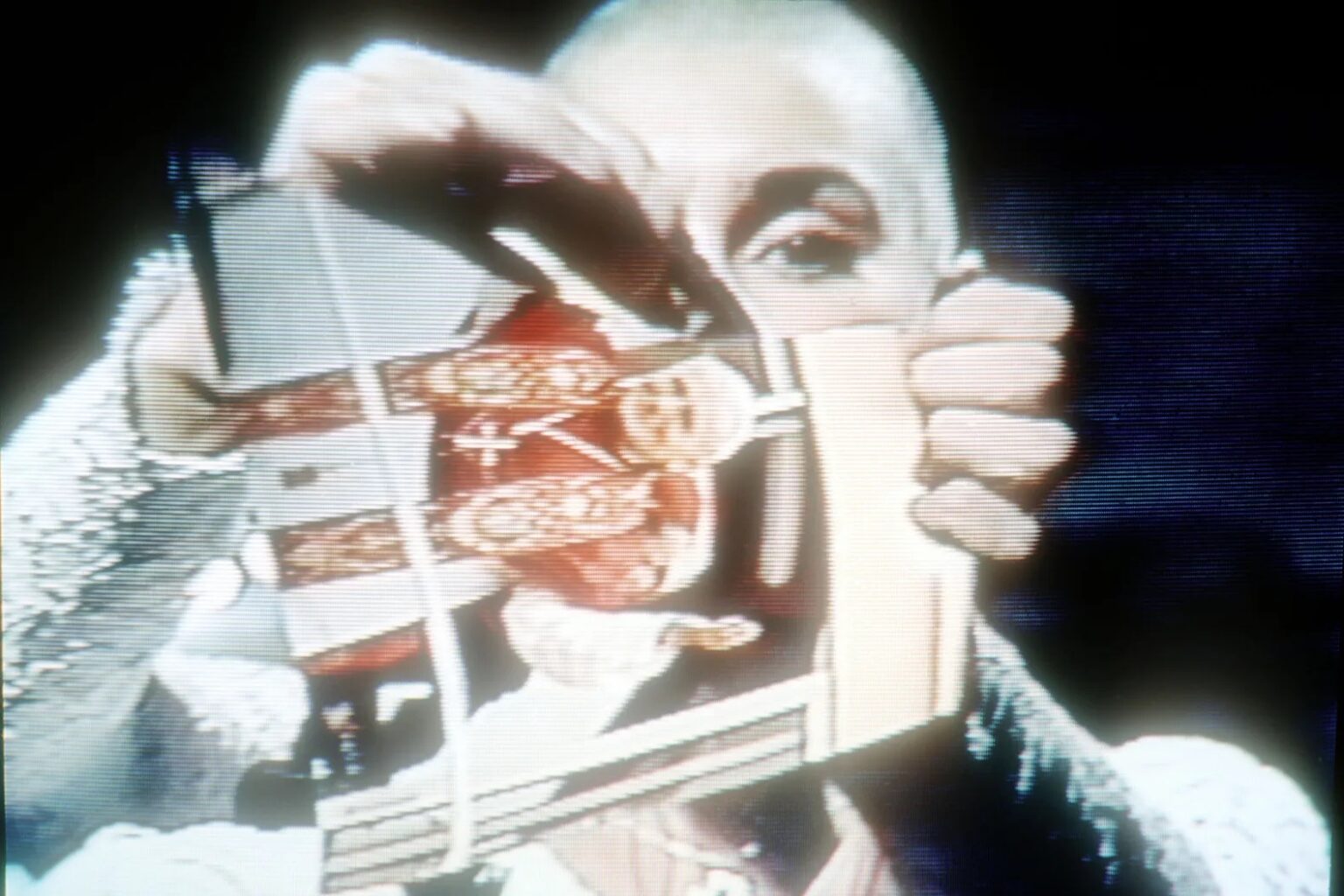 How Sinéad O’Connor tore up a photo of the Pope on SNL and took on the ...