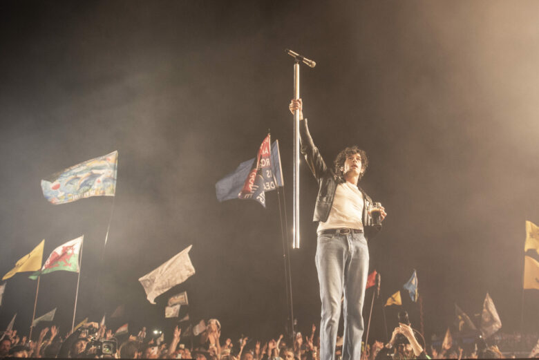 The 1975 live at Glastonbury: Matty Healy and co play it straight