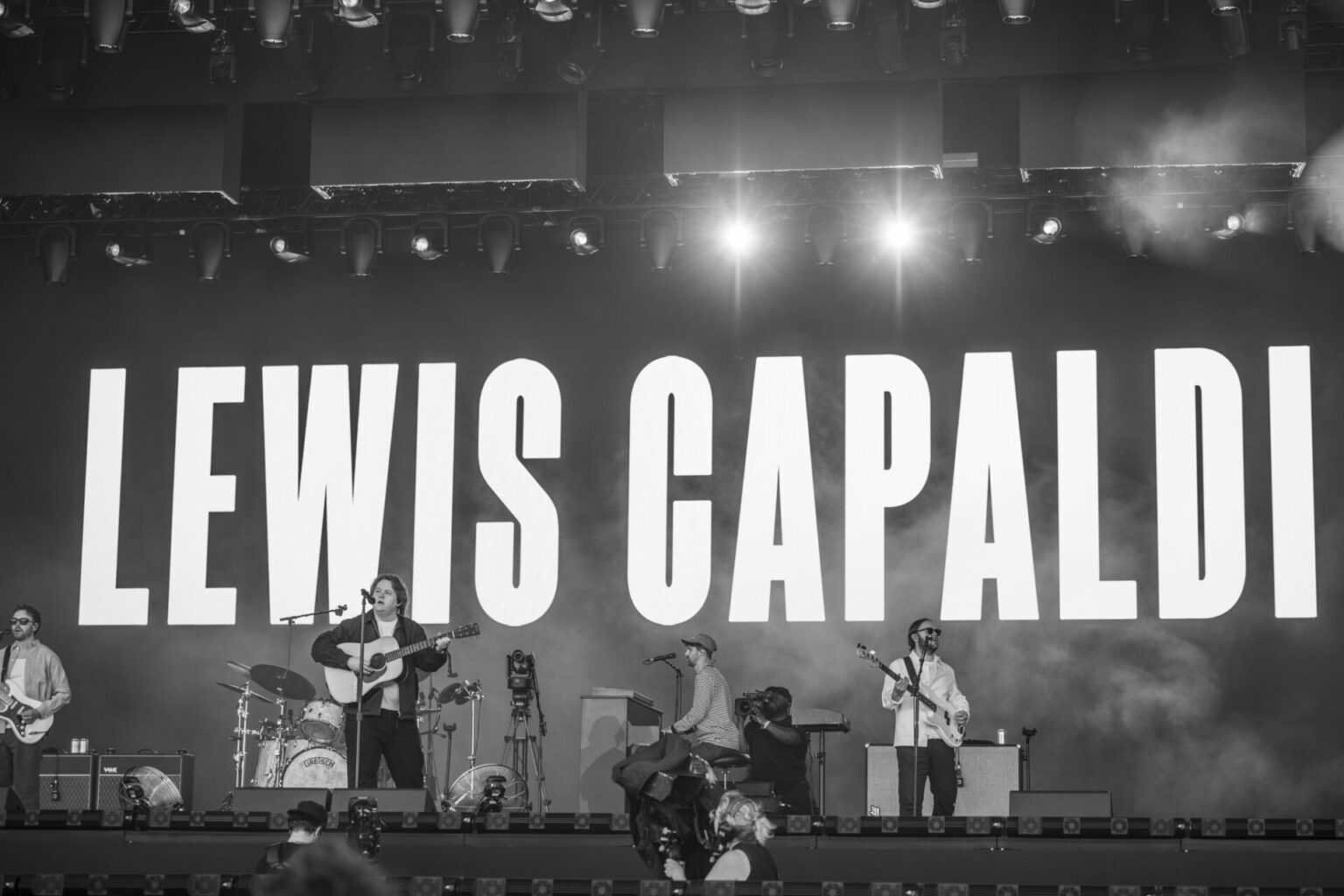 Lewis Capaldi makes triumphant return at Glastonbury "I'm back, baby!"