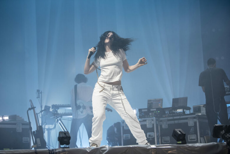 Lorde plays secret set at Glastonbury 2025: here’s what went down ...