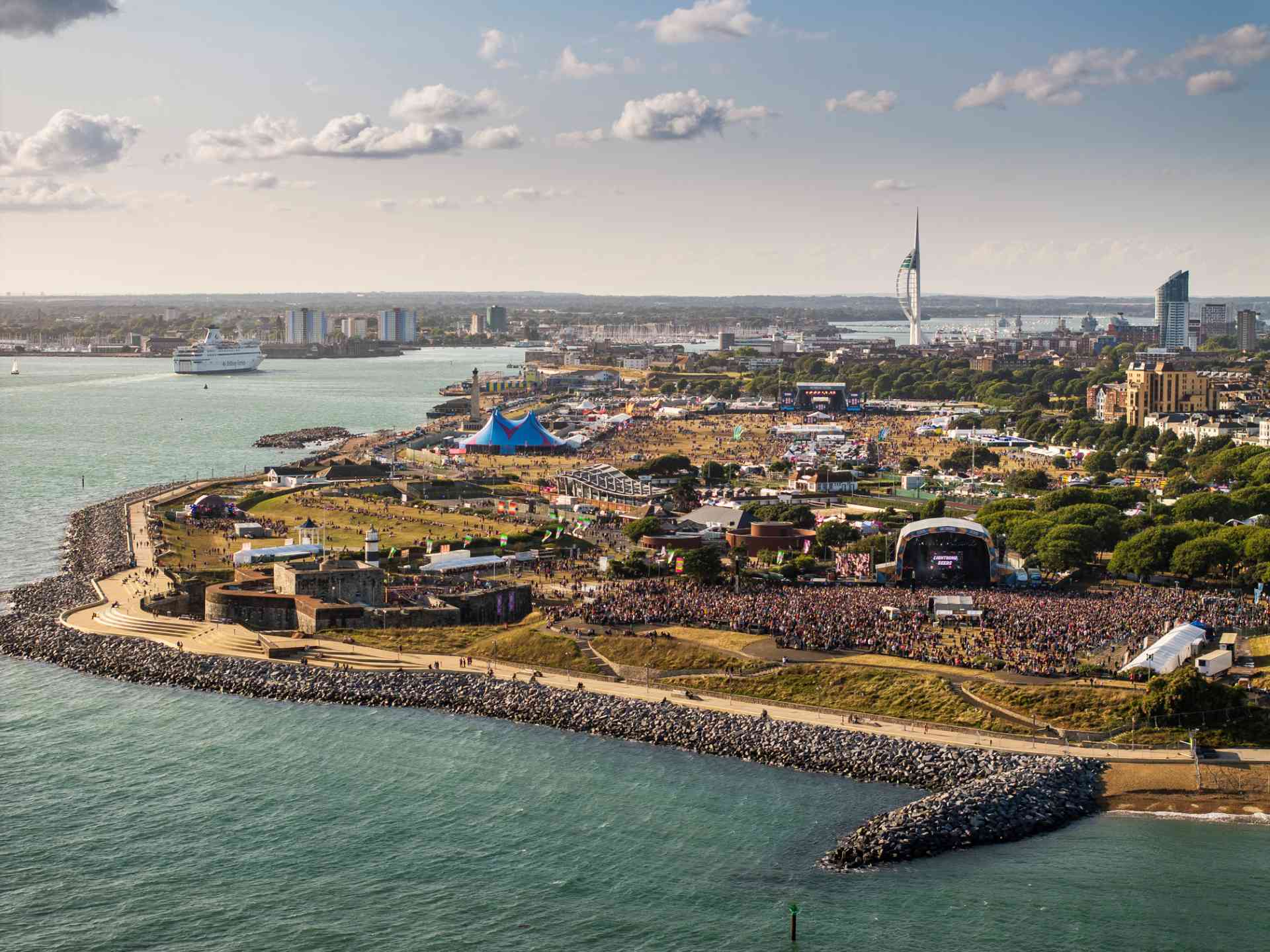 Victorious Festival 2025: Queens of the Stone Age, Kings of Leon and ...