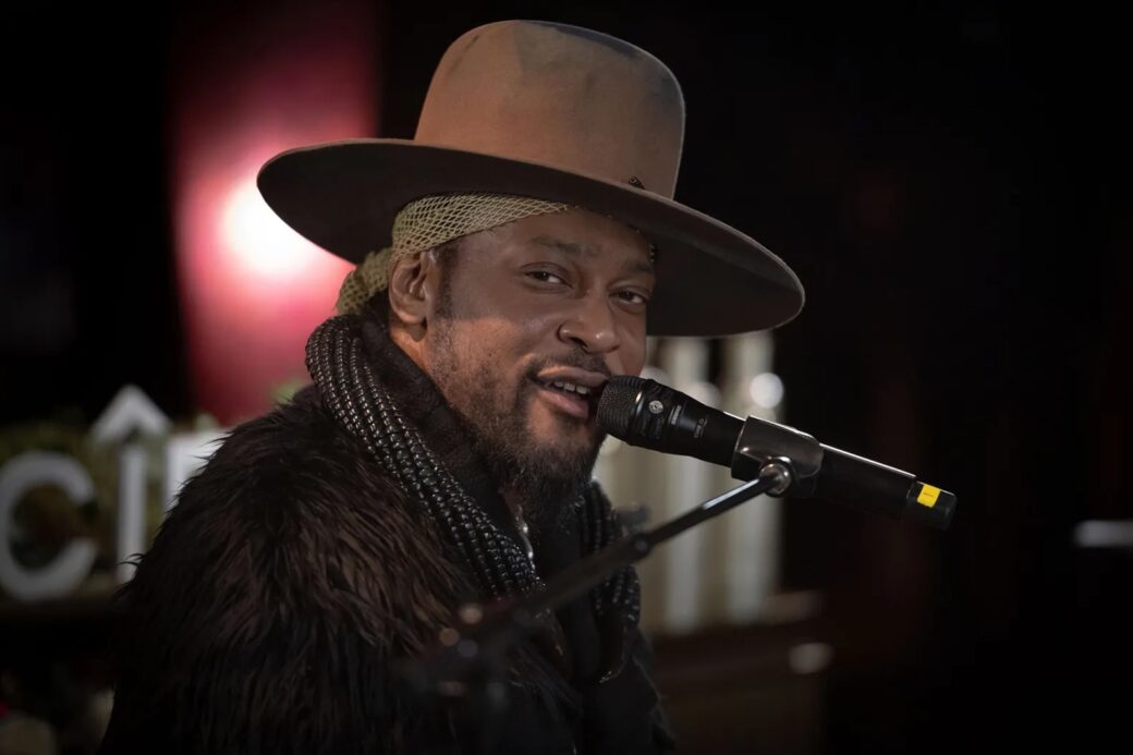 D’Angelo, Soul’s Modern Visionary, Dead at 51