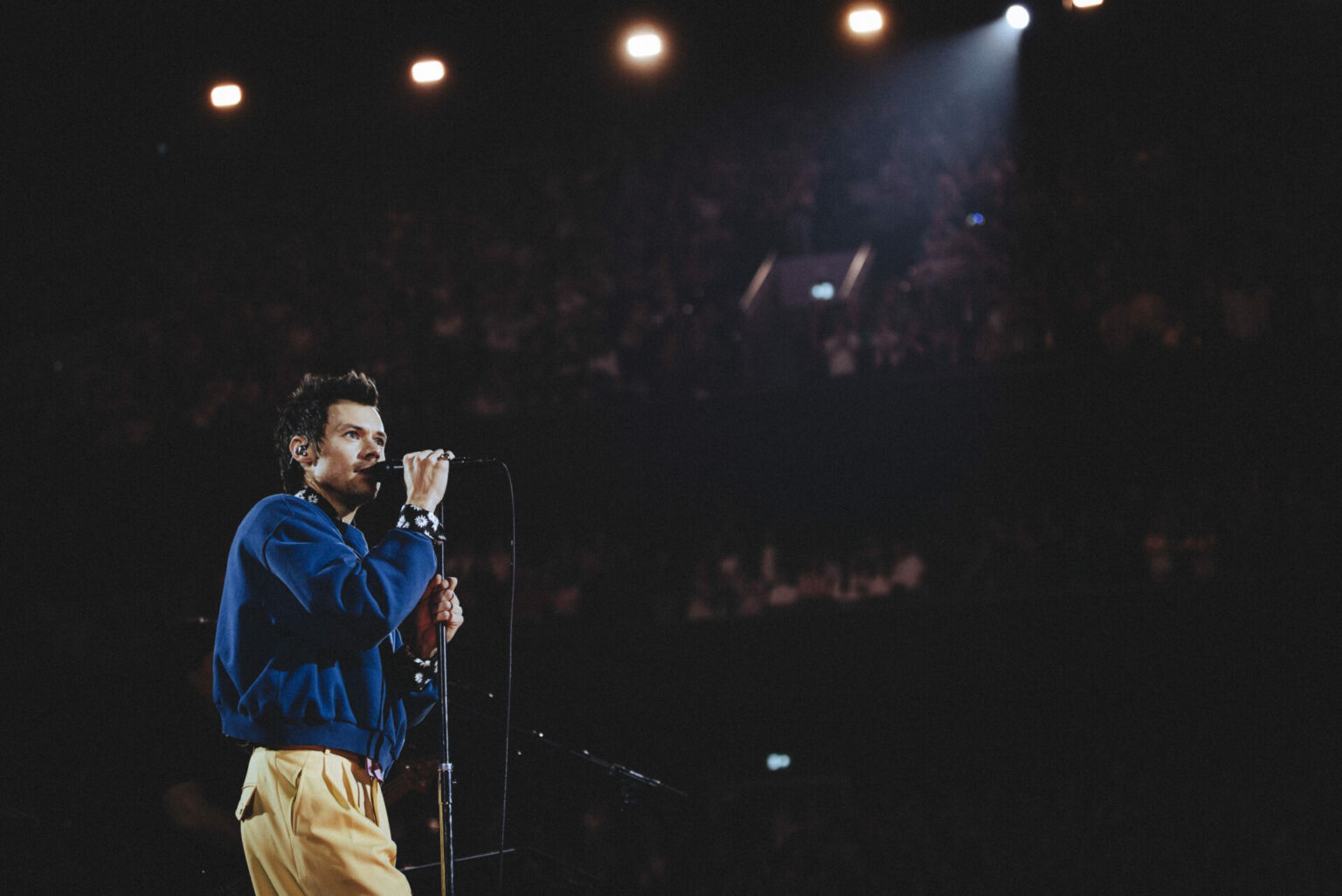 Harry Styles live in Manchester review: An almighty dance party